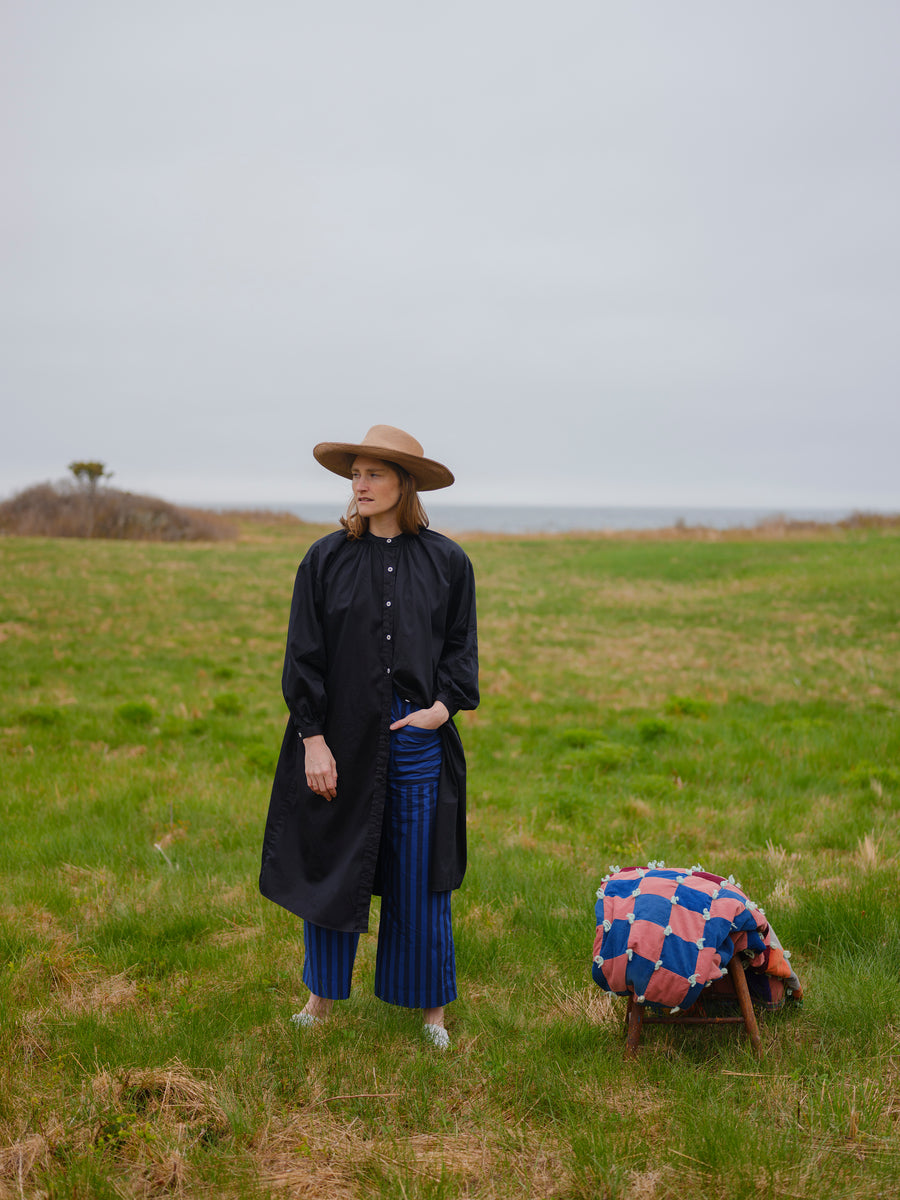 Herself clothing, natural fibers, basics, made in the USA.